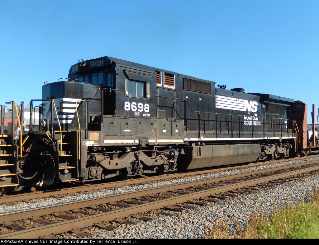 NS 8-40C 8698